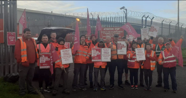 Craigavon postal workers join picket lines in Royal Mail dispute - Your ...