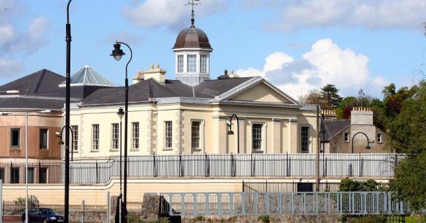 Fines for referee after attending bare knuckle fight during lockdown ...